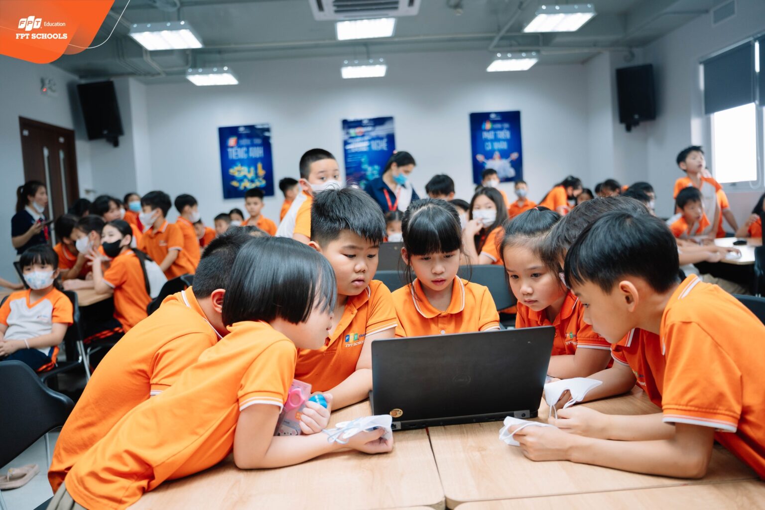 “Nhà sáng tạo nhí” FPT School Bắc Giang khám phá công nghệ AI
